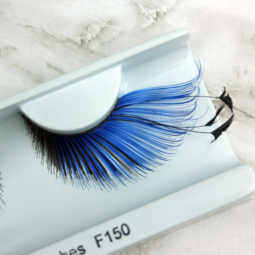 Premium Feather Lashes – Elegant Lashes