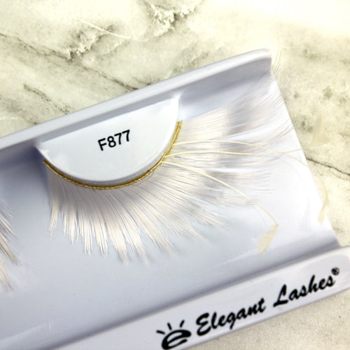 Premium Feather Lashes – Elegant Lashes